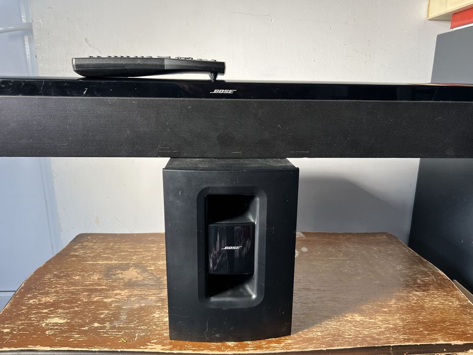 Bose soundbar cu bass si telecomanda originala Radauti • OLX.ro