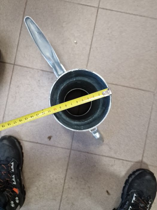 Mufa vidanja toată gama se poate trimite prin curier rapid în toată ta ...