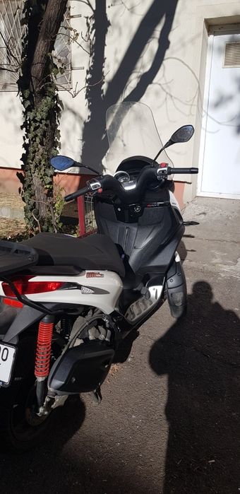 Oferta de an Nou 2025 Vând PIAGGIO MP3 300 HPE SPORT Bucuresti Sectorul ...
