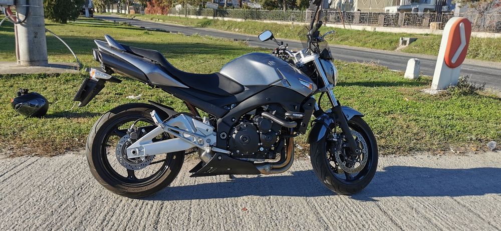 Suzuki GSR (naked) Macin • OLX.ro