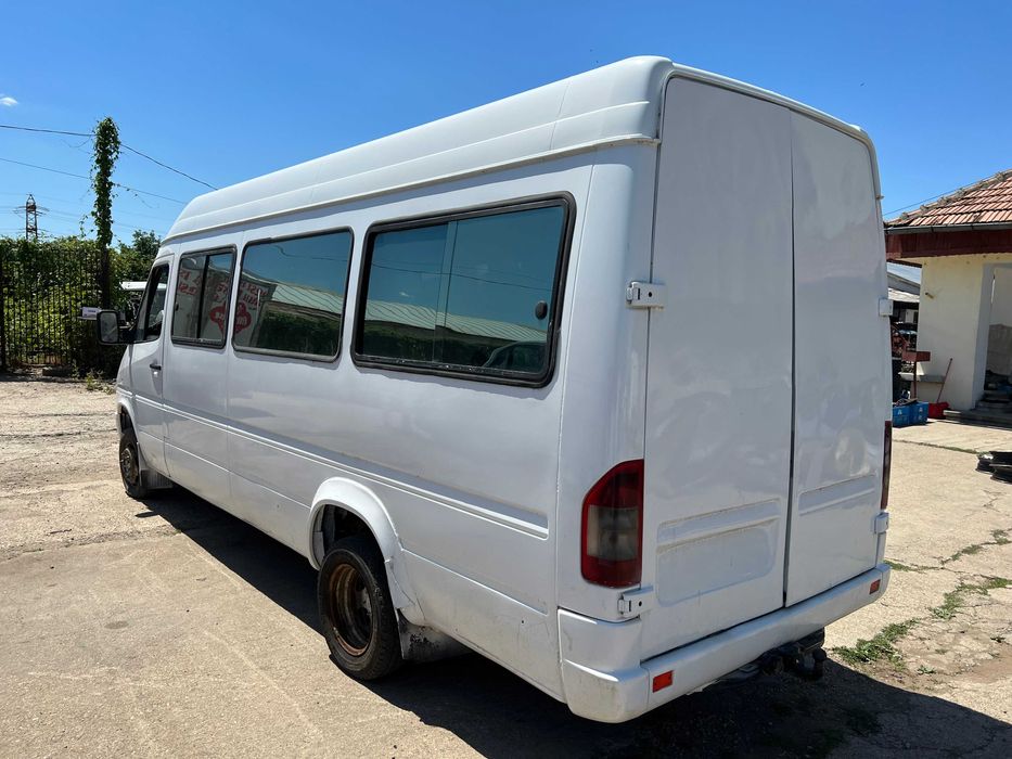 DEZMEMBREZ Mercedes SPRINTER 410 412 2.9 TD punte dubla 1999 Targoviste ...