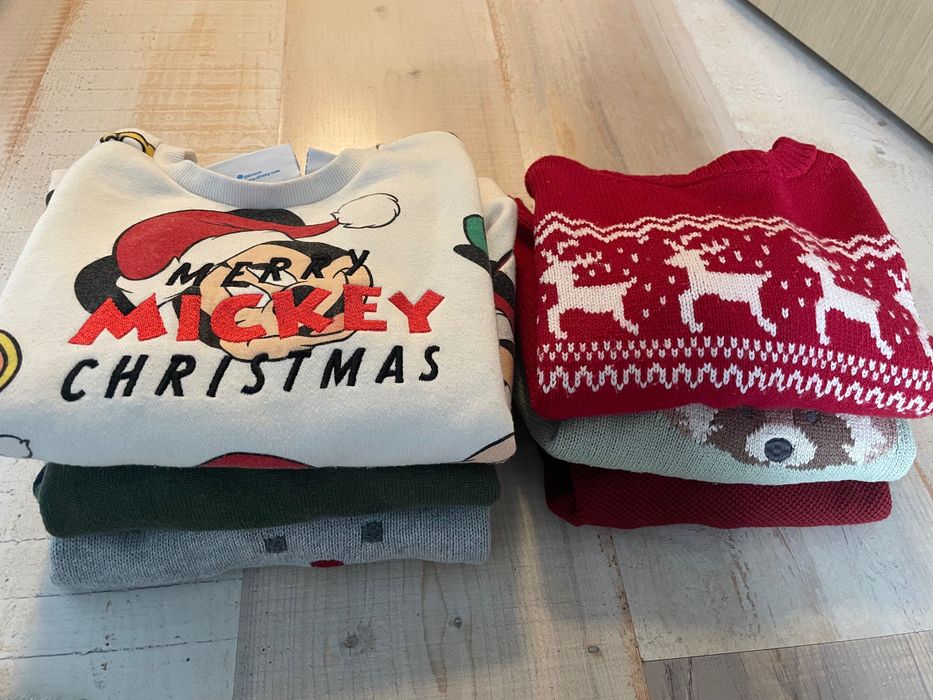 Коледни/ зимни блузи 4-5 години гр. София Манастирски ливади • OLX.bg