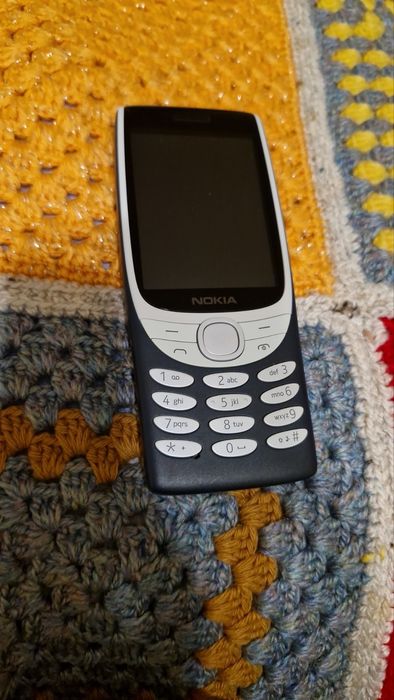 NOKIA 8210 4G G гр. Силистра Малчика • OLX.bg