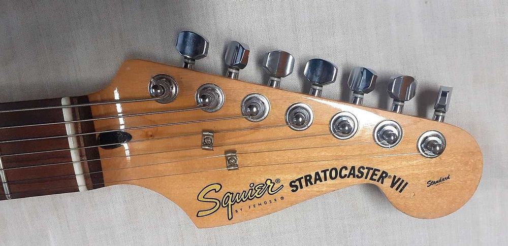 Chitara cu 7 corzi Squier Stratocaster de colectie Timisoara • OLX.ro