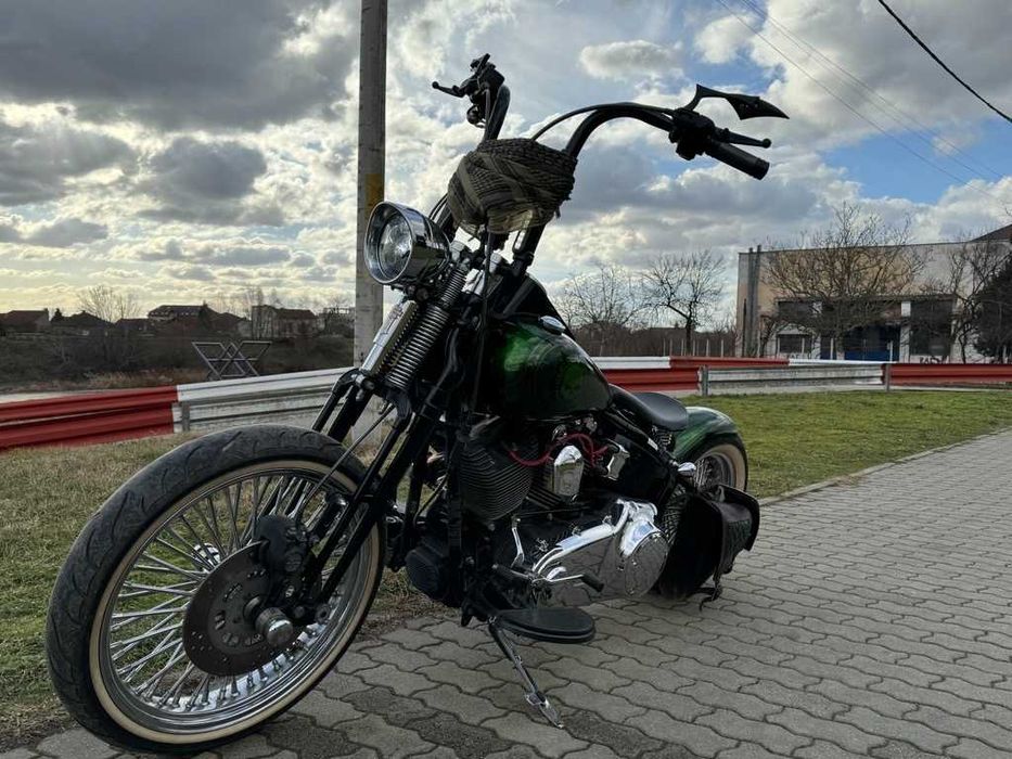 Harley-Davidson Softail Springer Classic Custom Arad • OLX.ro