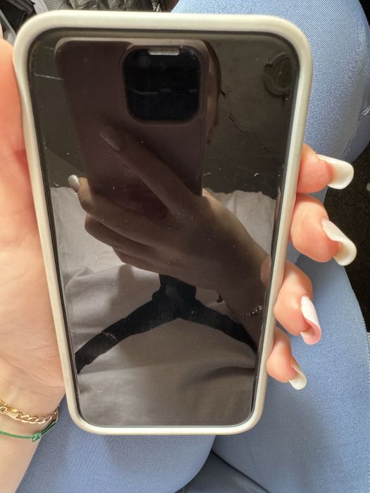 Vand iphone 11 mov Constanta • OLX.ro