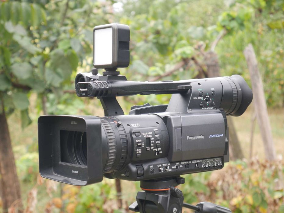 Panasonic HMC 150 Camera video profesionala HD Arad • OLX.ro