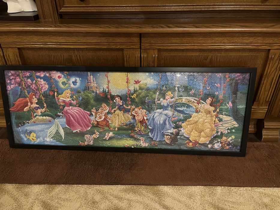 Tablouri puzzle cartoons Simeria • OLX.ro