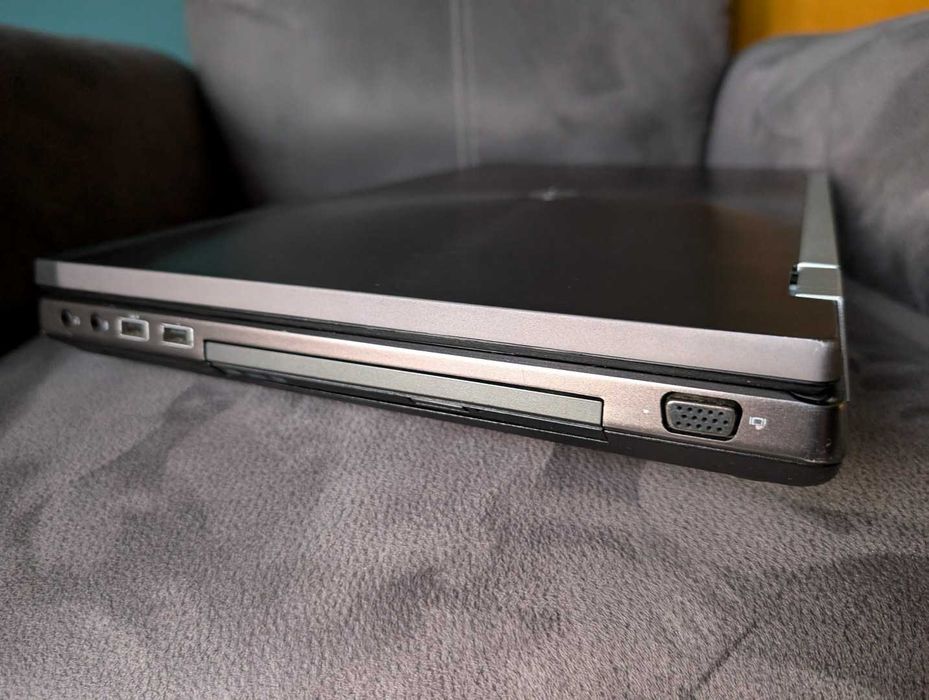 Laptop HP 8760w i7 SSD Samsung 1TB 32GB RAM Quadro 3000M Paclisa • OLX.ro