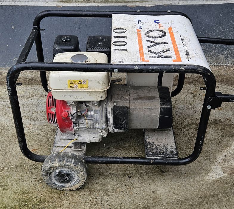 Scule de inchiriat, compactor,picamer ,generator, drujba beton ...