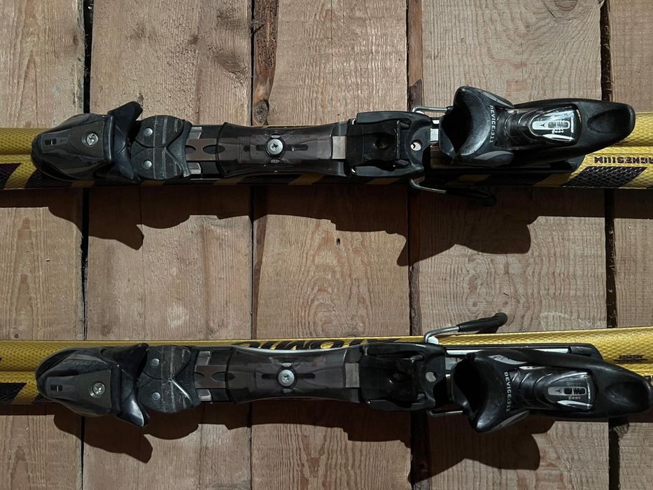 Schiuri Atomic SL9 Ludos • OLX.ro