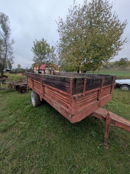 Vând remorca împrăștiat Sinesti • OLX.ro