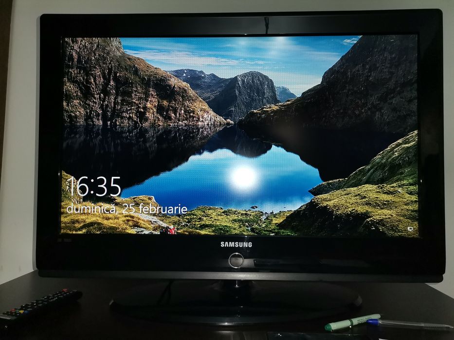 Setup Birou cu monitor și unitate (negociabil separat) Drobeta-Turnu ...