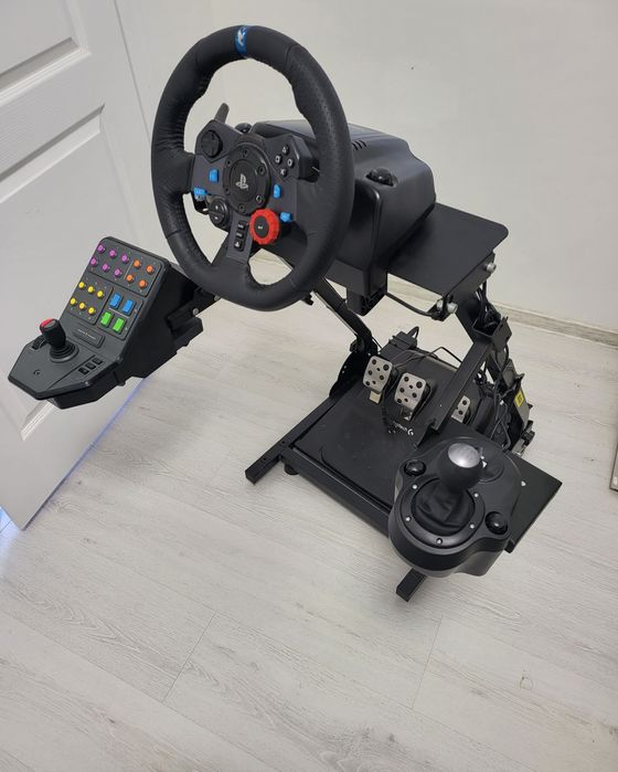 Logitech G29 + Side Panel Saitek + Schimbator G29 + Suport Volan Giroc ...