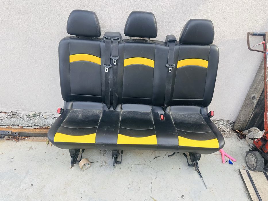 Bancheta 3 locuri mercedes vito/viano Mizil • OLX.ro