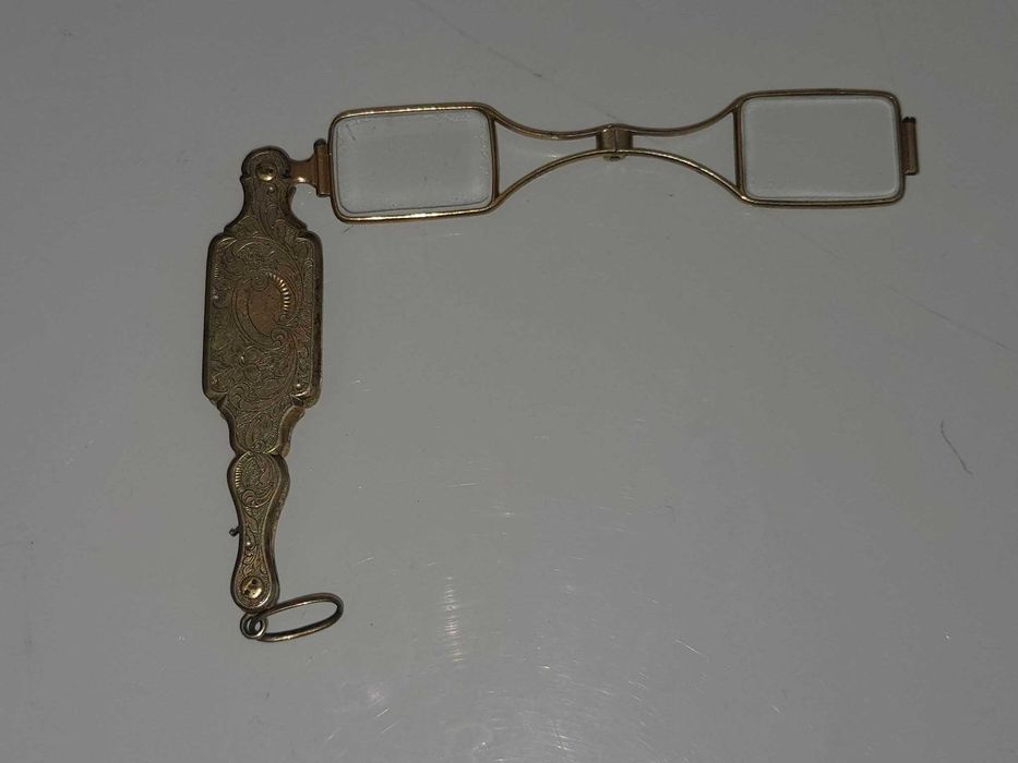 Lornion vintage francez sec. XIX Stefanesti • OLX.ro