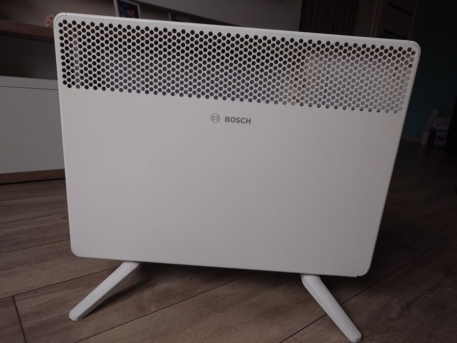 Ел.конвктор BOSCH HC 4000-15 гр. Севлиево • OLX.bg