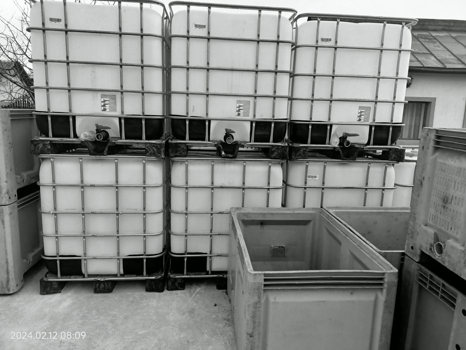 Tomberon/Pubelă gunoi - ibc/Bazin 1000l / Butoi cereale - Boxpaleti ...