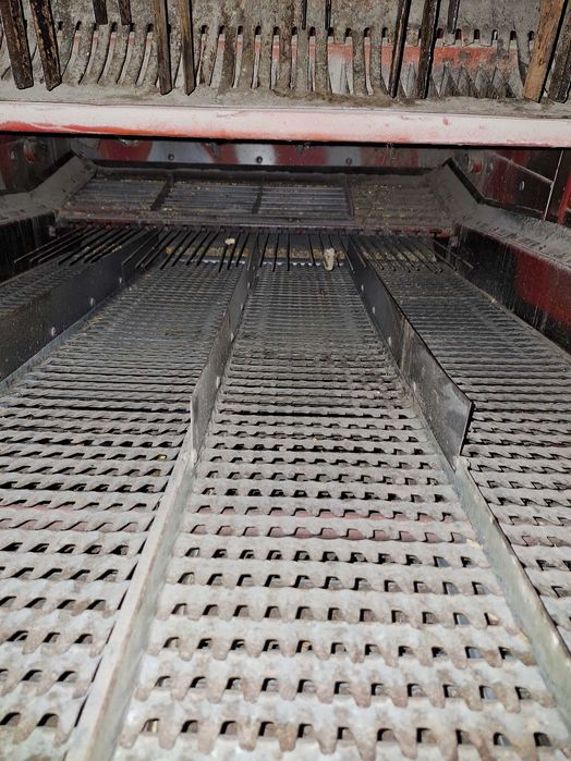 Combina Case 1640 Cummins Targu Neamt • OLX.ro