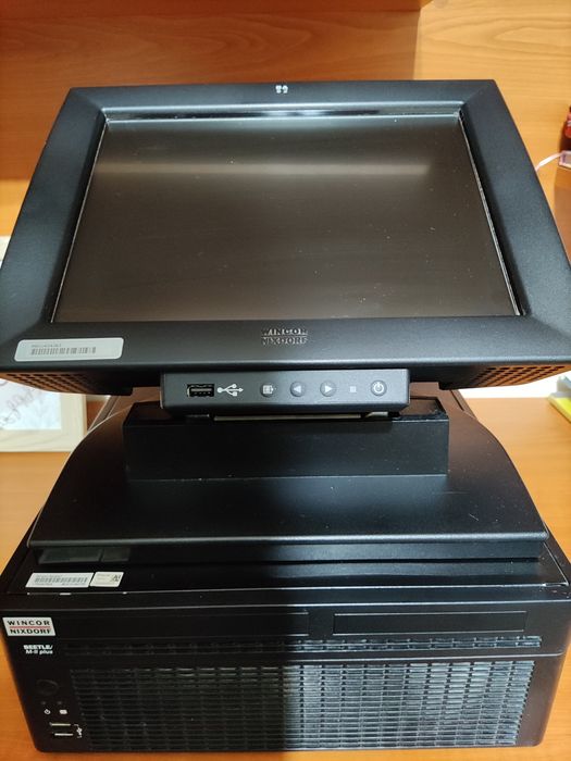 Unitate și monitor cu touchscreen pentru case de marcat Vatra Dornei ...