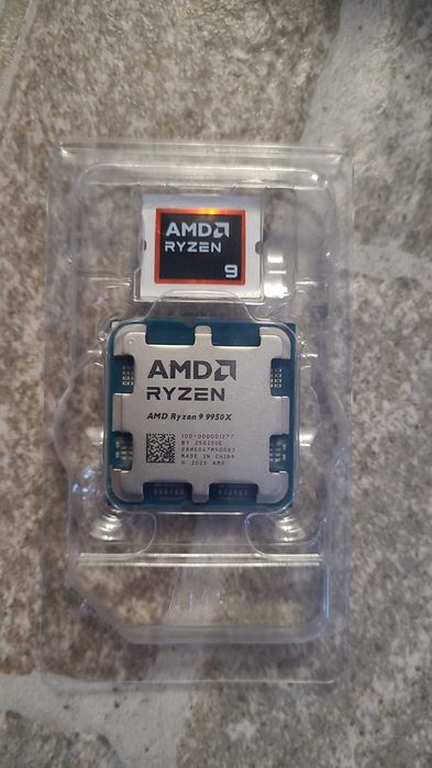 Kit AMD Ryzen 9 9950X cu MSI B850 GAMING PLUS WIFI + 32 gb ram 6000 ...