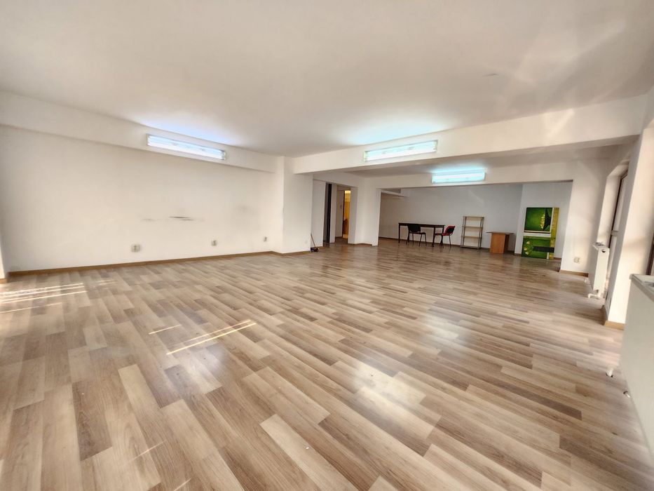 Vand spatiu comercial ultracentral vis-a-vis de Palas Campus Iasi • OLX.ro