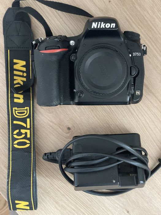 Vand Nikon DSLR - D750 Timisoara • OLX.ro