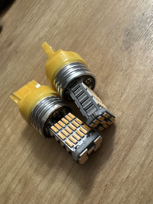 P21W Led крушки жълта светлина за мигачи БЕЗ CANBUS гр. Варна Левски ...