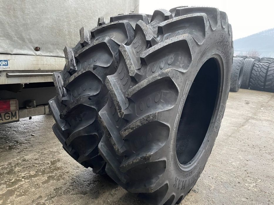 Cauciucuri 420/85R34 BKT AGRIMAX anvelope noi AGRICOLE de TRACTOR Dej ...