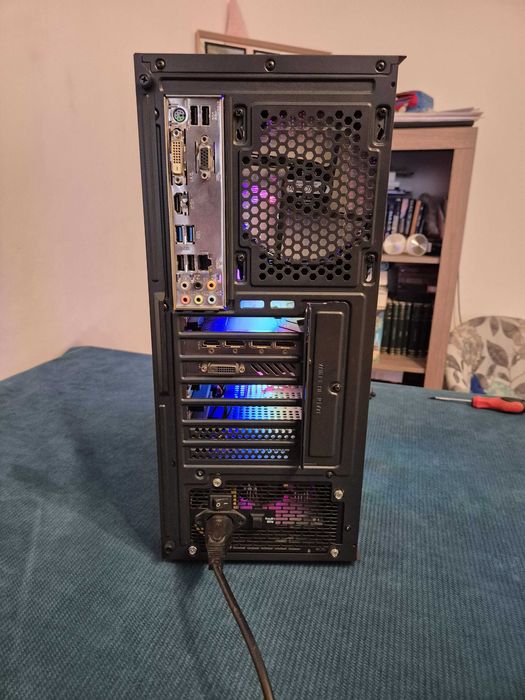 - Calculator - PC - Unitate - Gaming - Constanta • OLX.ro