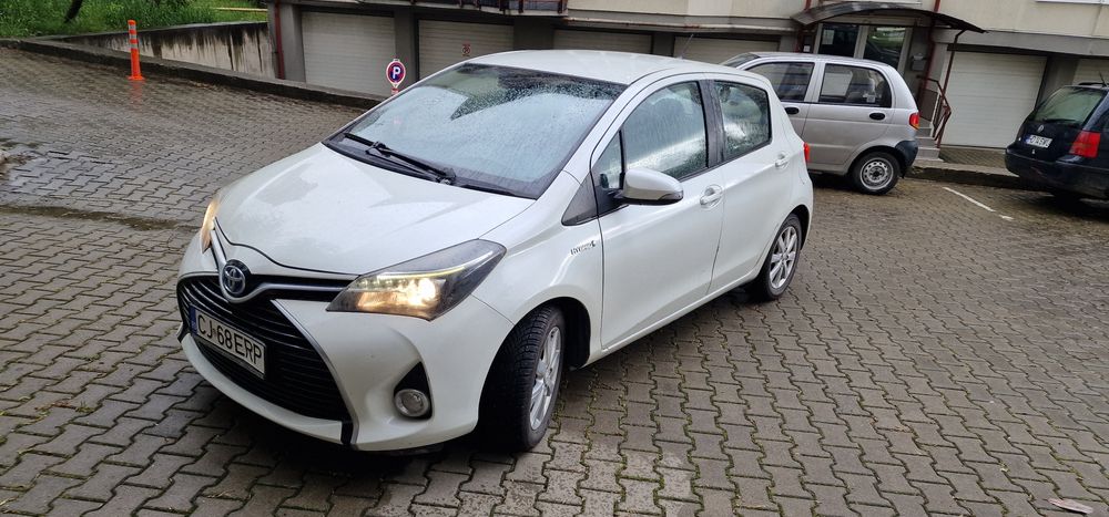 Vanzare Toyota Yaris 2015 Cluj-Napoca • OLX.ro