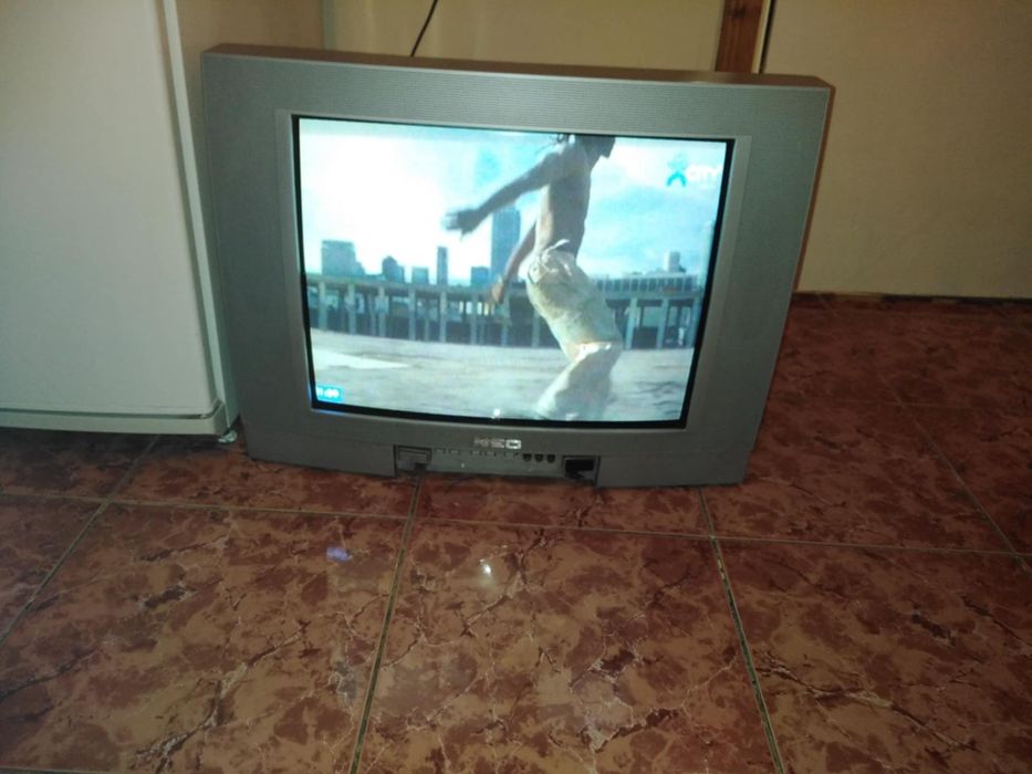 Телевизор NEO с дистанционно гр. Русе Дружба 2 • OLX.bg