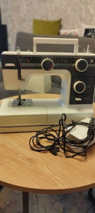 Продается швейная машина Janome 392,новая,производства Япония, Токио: 3 ...