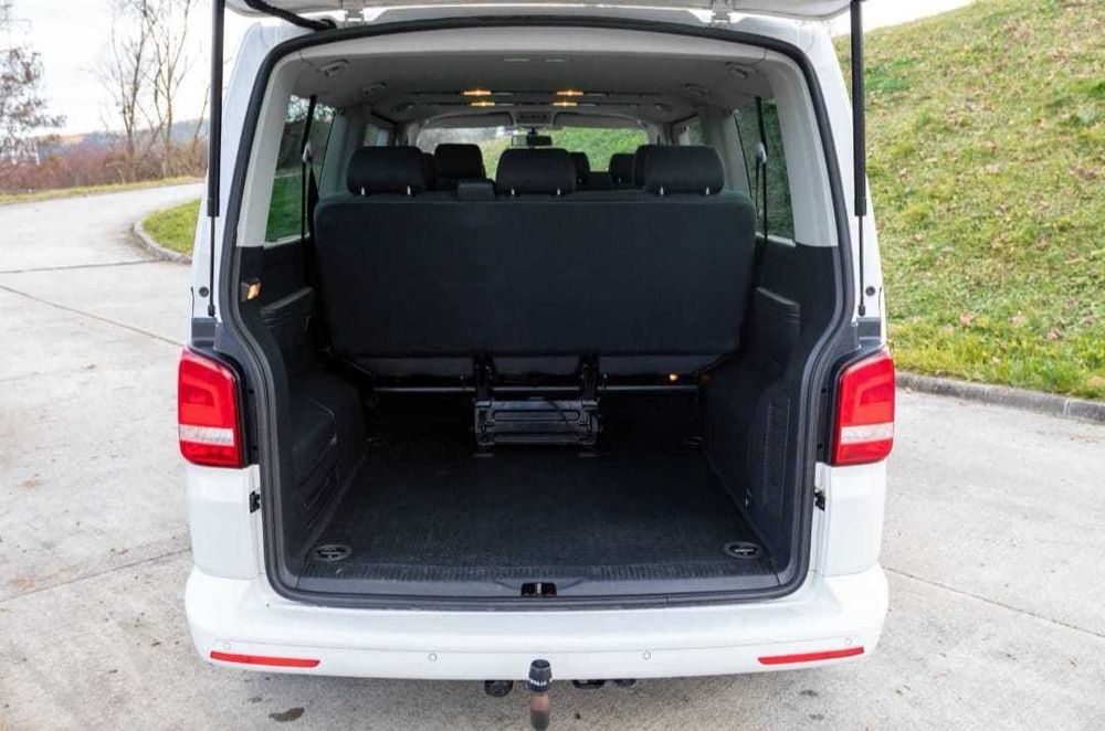 Închiriere/închiriez microbuz bus van de inchiriat Caravelle 9 locuri ...