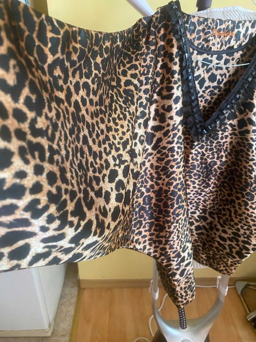 Сатенена официална риза L / XL / ELIZABETH гр. София Лозенец • OLX.bg