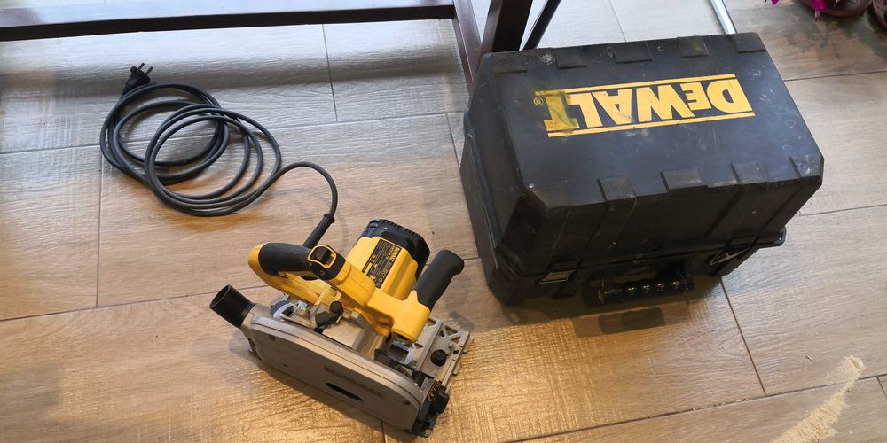 ЗАЯВЕН Dewalt DWS520-QS - Потапящ циркуляр 1300W гр. Шумен 2-ри корпус ...
