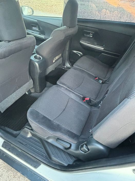 Toyota Prius Plus 2019 Rosiori de Vede • OLX.ro