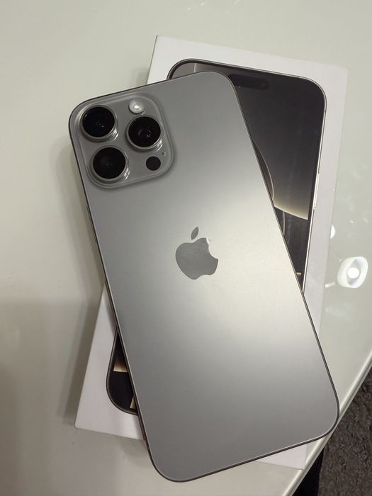 Iphone 16 PROMAX 256GB NATURAL, като нов!!! гр. Варна Трошево • OLX.bg