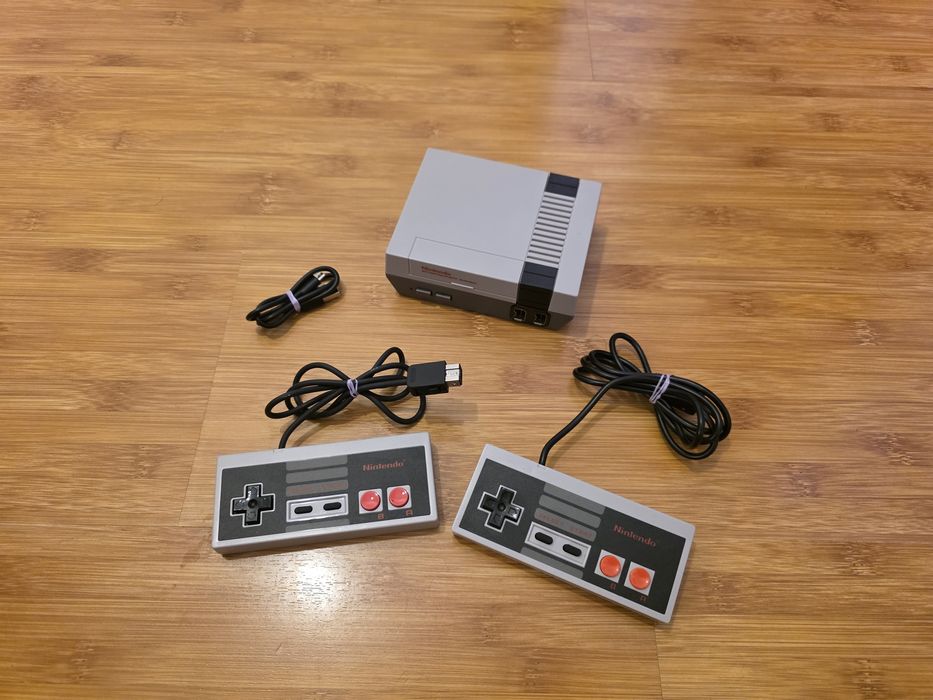 Consola NINTENDO NES Classic Mini , HDMI, 2 controllere incluse. Iasi ...