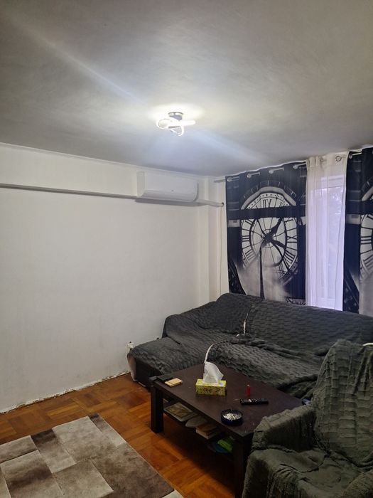 Închiriez apartament 3 camere, central-Libelula Arad • OLX.ro