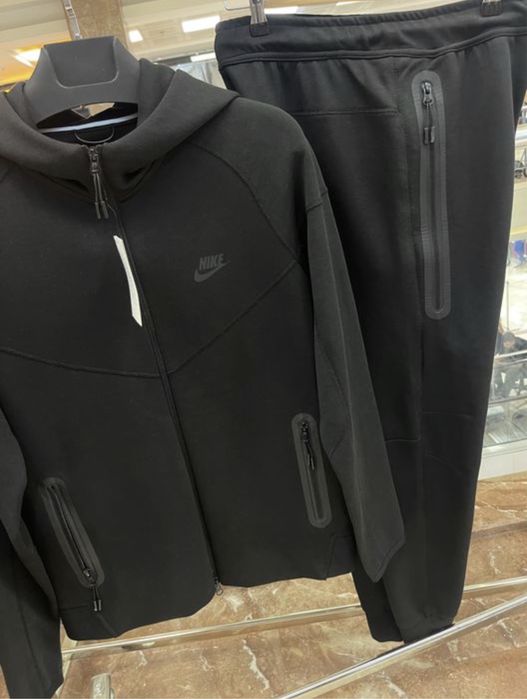 Trening Nike TECH FLEECE full black PREMIUM Voluntari • OLX.ro