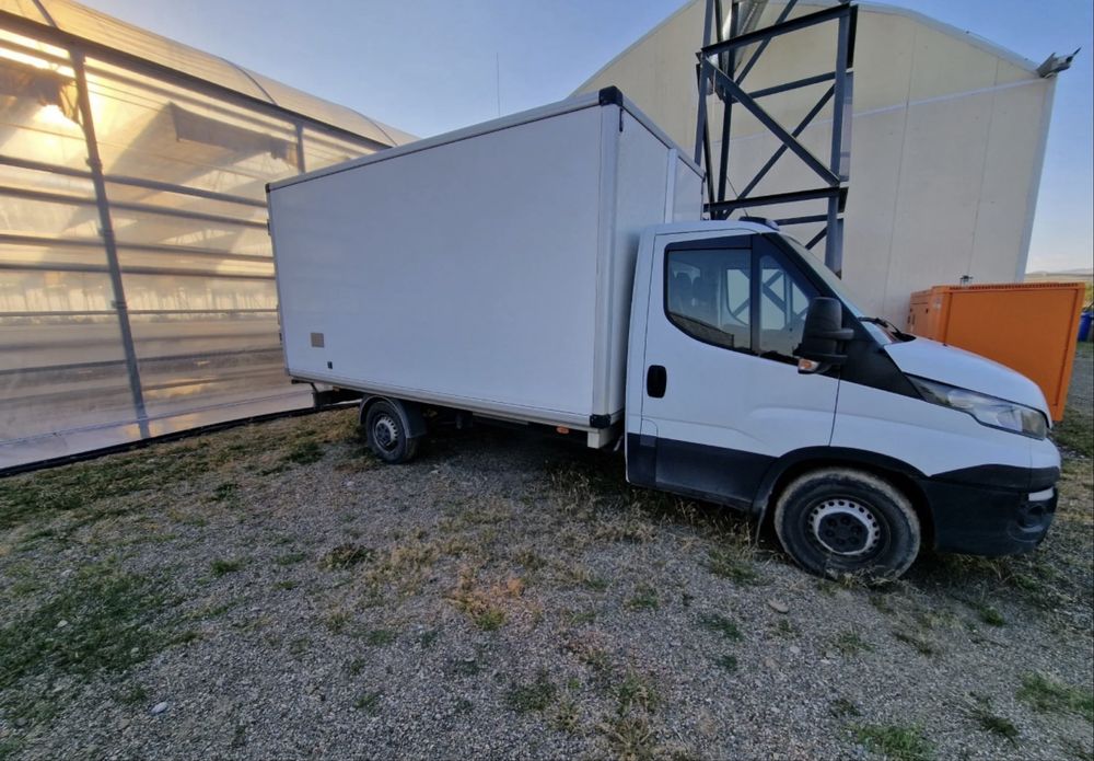 Autoutilitara frigorifică Iveco Daily Buzau • OLX.ro