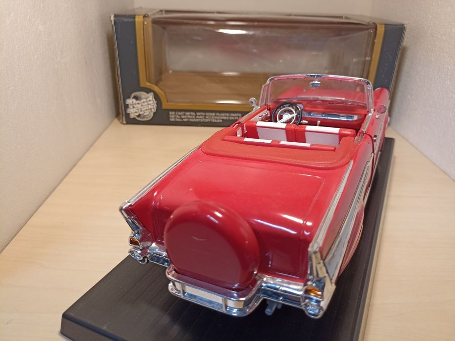 Chevrolet Bel Air 1957 macheta auto la scara 1 18 Road Tough Bucuresti Sectorul 3 • OLX.ro