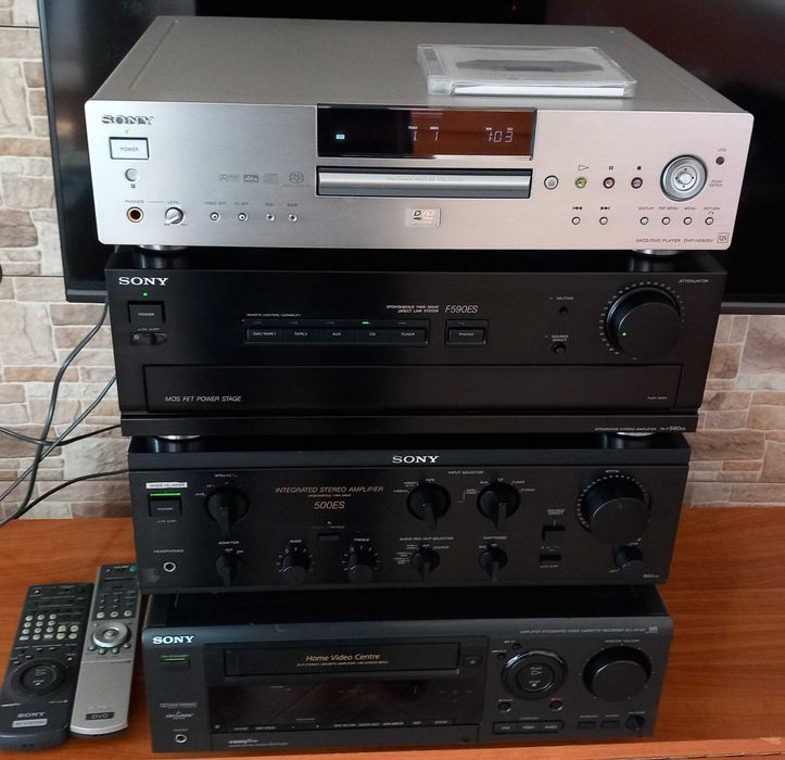 Amplificator Sony TA-F 590ES TA-F500ES SLV-AV100 UX Adjud • OLX.ro