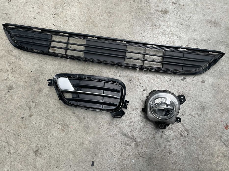 Grila centrala/grila lateral stanga/proiector led Bmw X3 F25 LCI xLine ...