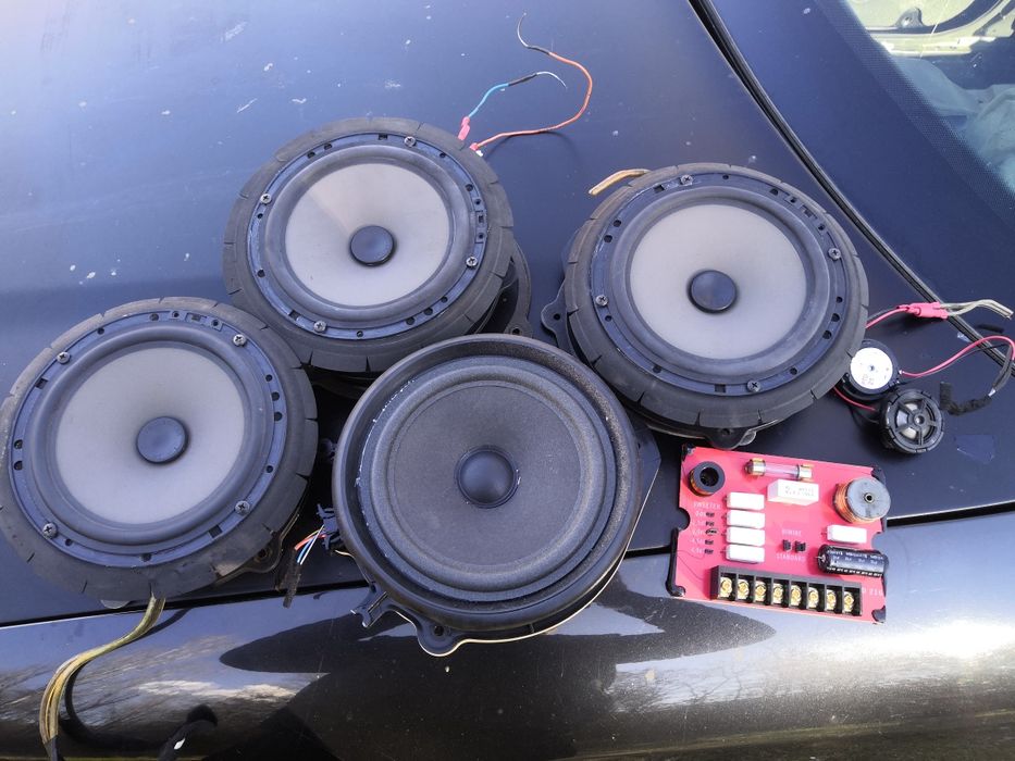 Тонколони MB QUART QM 160 + усилвател Audi A4 B6, B7 гр. Кюстендил Христо Ботев • OLX.bg