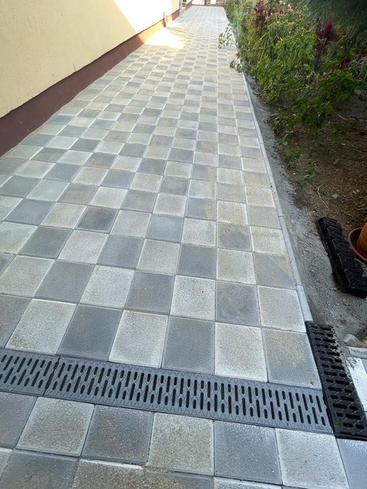 Pavele, pavaje pentru Gradina. Montaj transport pentru pavaje Postavari ...