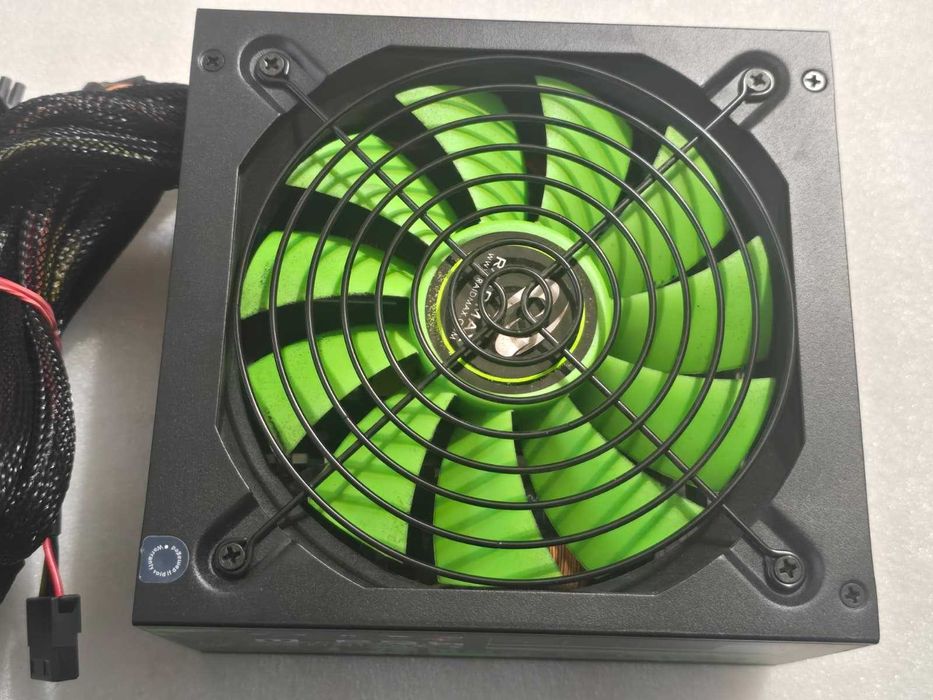 Sursa PC RAIDMAX Cobra RX-700AC-B Continuous 700W 80 PLUS BRONZE Cert ...