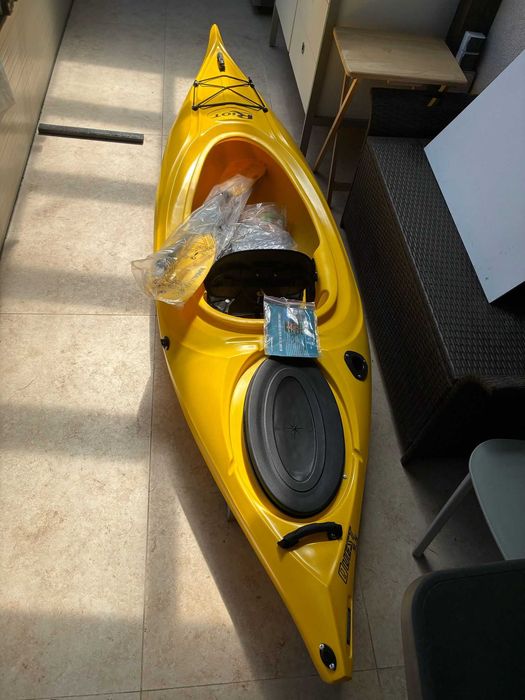Caiac Quest 9.5 | NOU | 2.90m | Suport lanseta | Rosu sau Galben Cluj ...