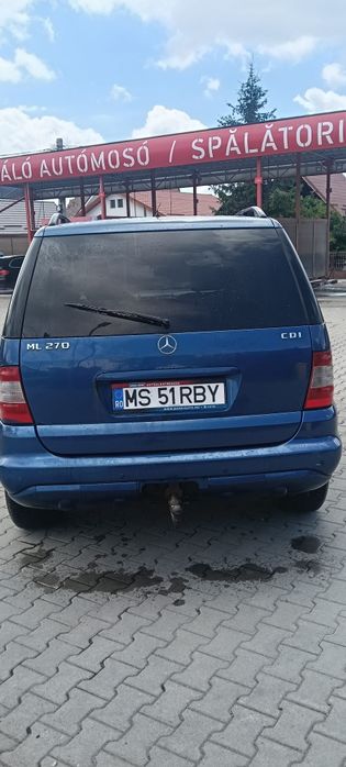 Vând Mercedes ML 2700 163 cp Voivodeni • OLX.ro